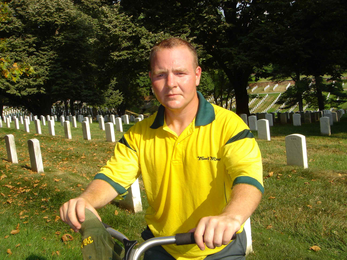 Young veteran remembers, renews at Arlington National Cemetery | Total ...
