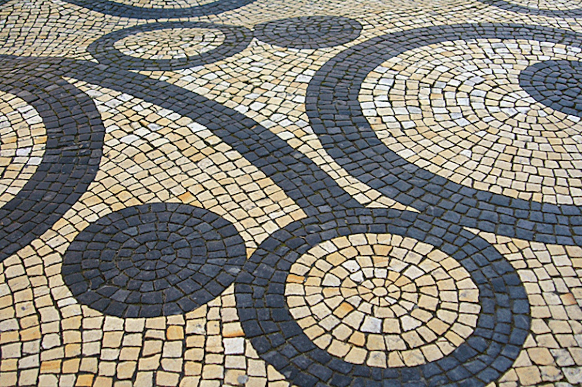 Add pizzazz to your hardscape designs with paver patterns | Total ...