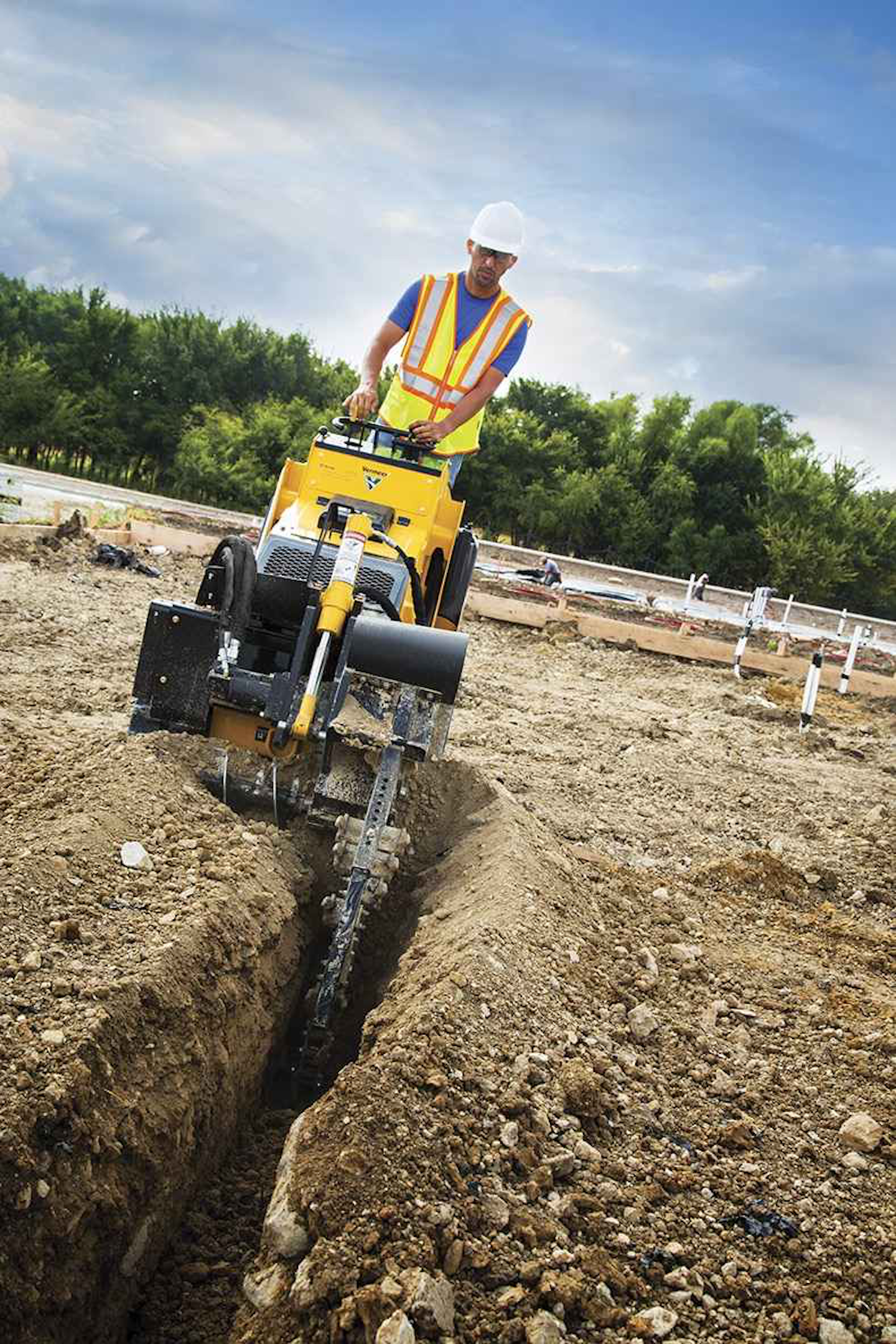 Vermeer's new footing trencher can dig up to 26 inches deep | Total ...