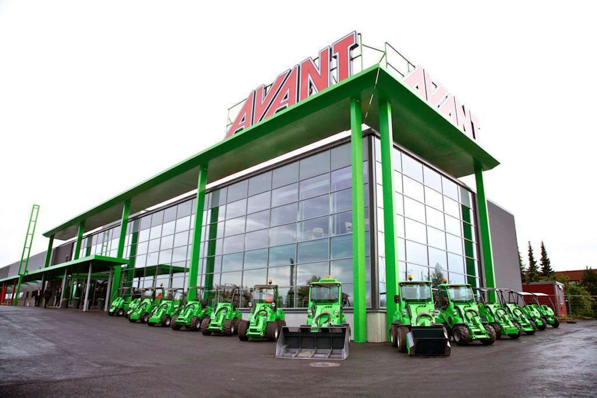 Loader manufacturer Avant sends dealers to Finland | Total Landscape Care