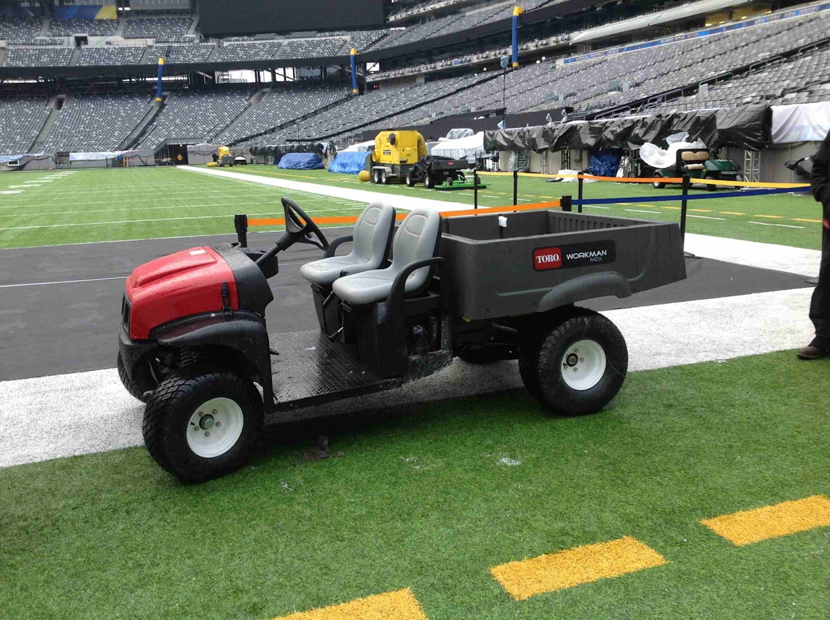 Turfgrass students have chance to work on Super Bowl field | Total ...