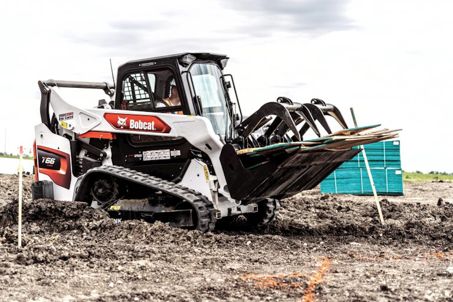 Bobcat's new lineup of skid steers, compact track loaders | Total ...