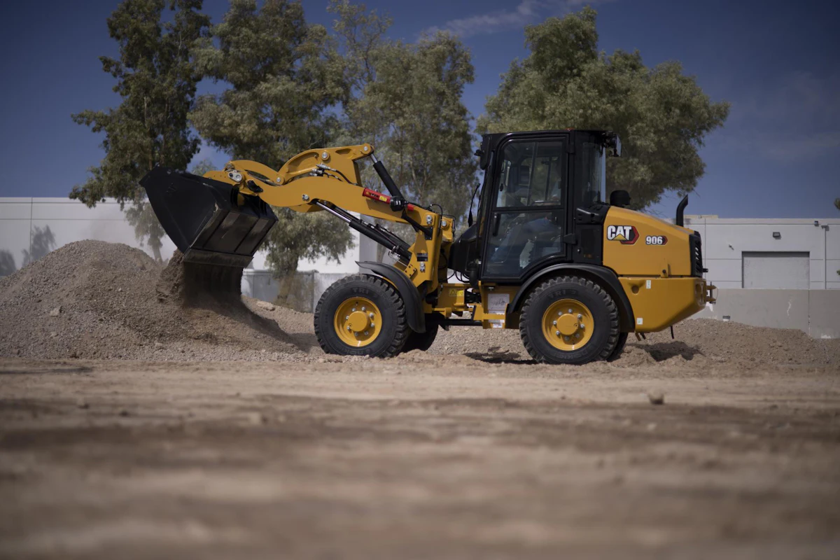 Cat unveils new compact wheel loader lineup to replace M Series | Total ...