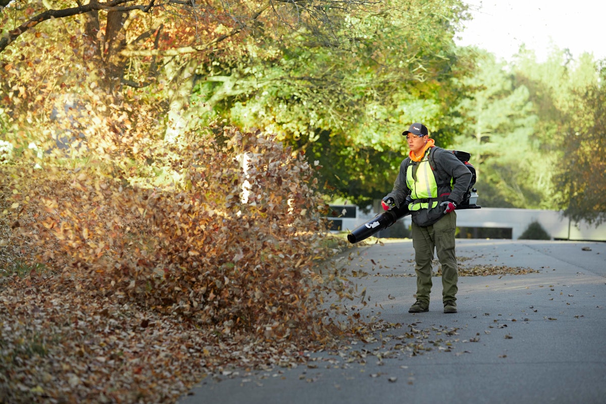 RedMax unveils new leaf blowers (Video) | Total Landscape Care